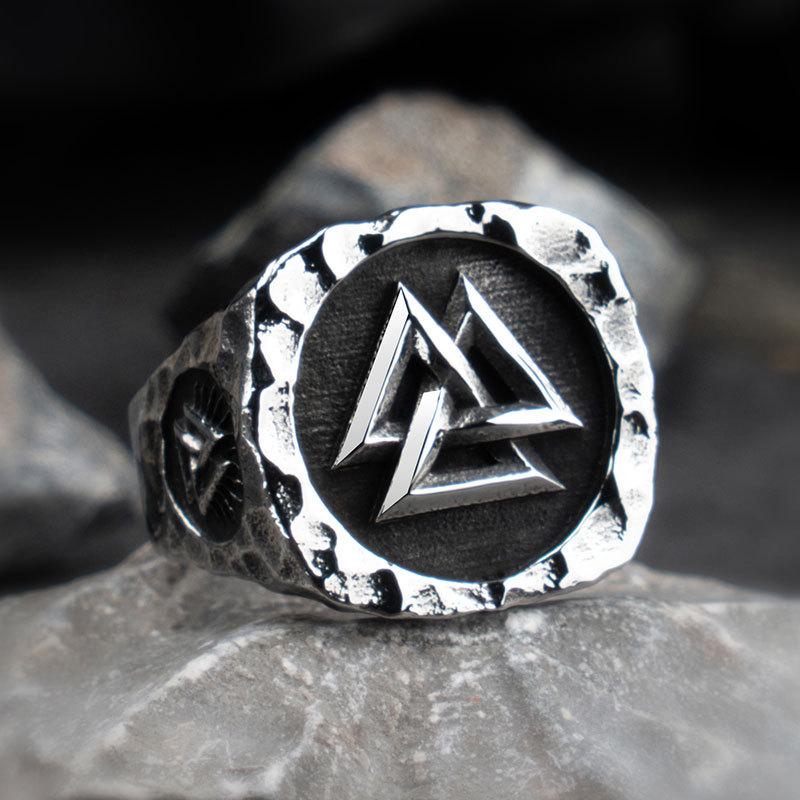 The 4th Pyramid Vintage Ring – DAXUEN