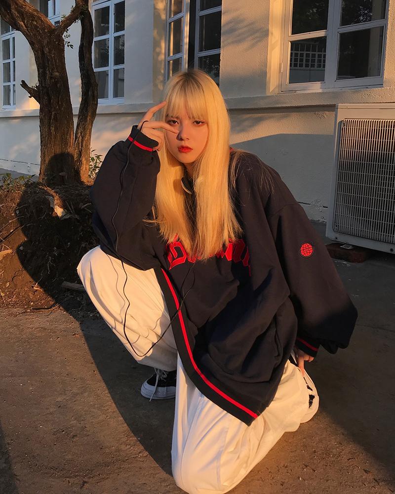 Y2K V-neck Sweatshirt – DAXUEN