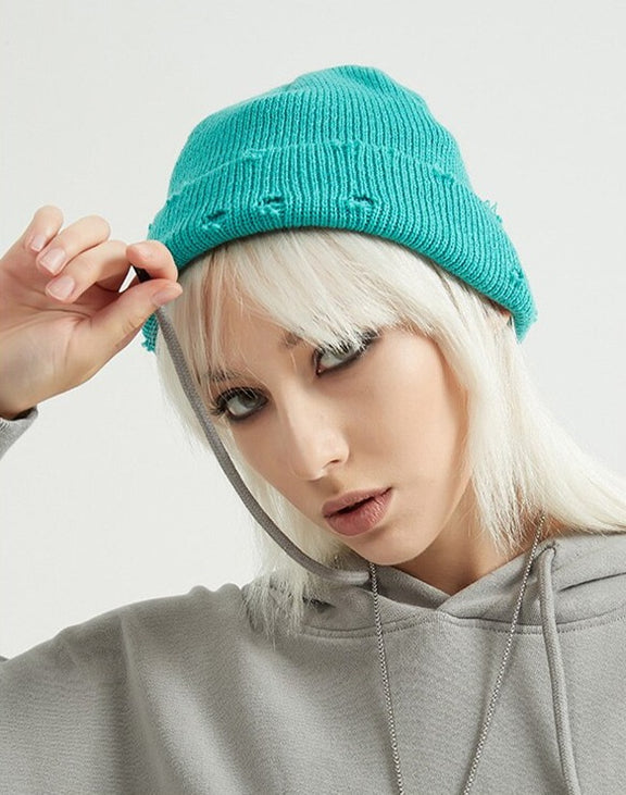 Ripped Beanies – DAXUEN